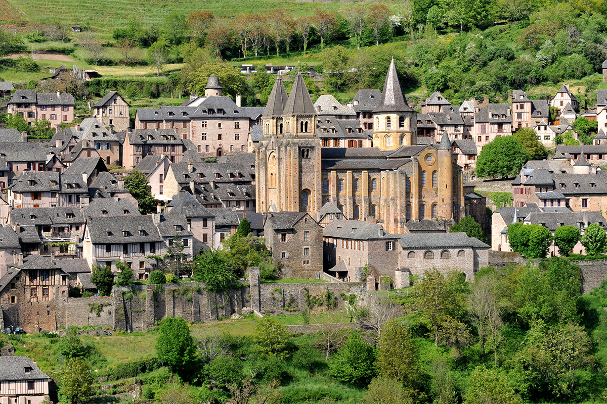 L'ABBATIALE SAINTE-FOY DE CONQUES un lieu, une histoire et un ...